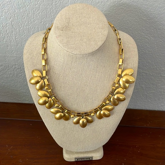 Stella & Dot | Jewelry | Elegant Gold Stella Dot Necklace | Poshmark